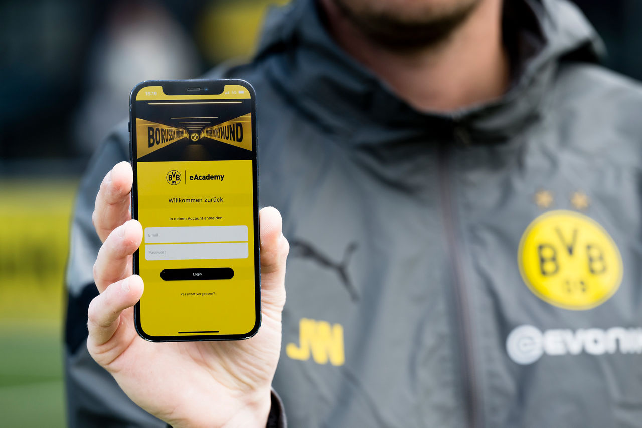 BVB EVONIK Fußballakademie | eAcademy