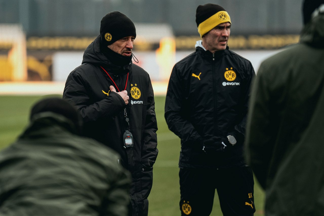 Chukwuemeka returns, one defender missing: BVB prepare for Sporting