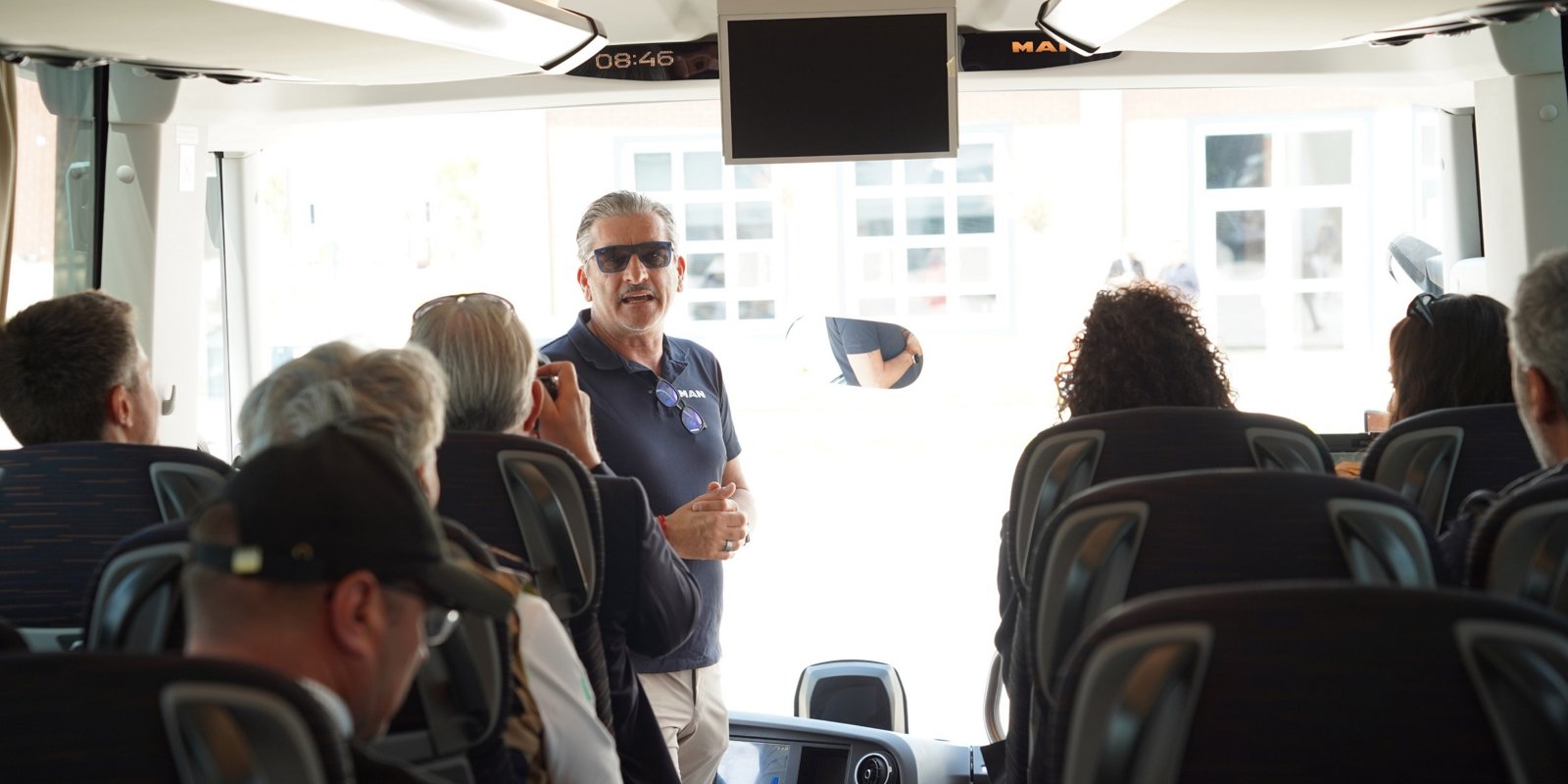Sustainability done right: MAN launches its first electric coach