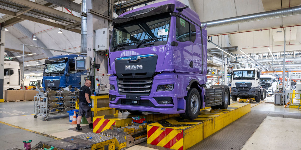 Historic: MAN starts series production of eTrucks