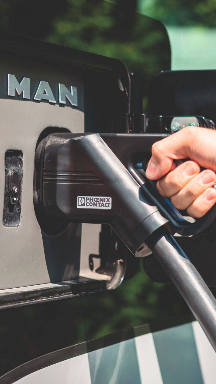 World premiere at the Busworld | MAN Truck & Bus