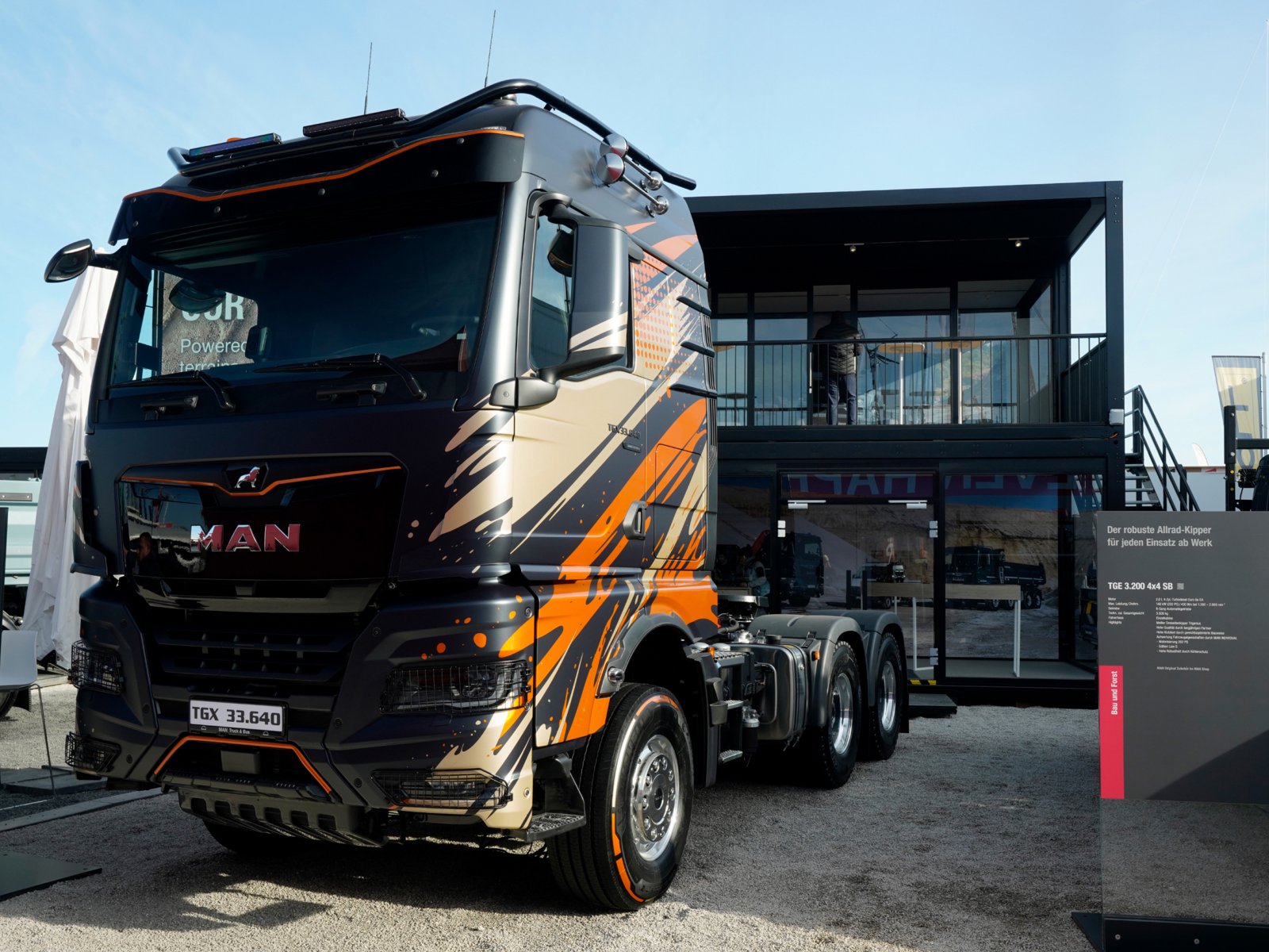 Trucker's World präsentiert - Die MAN-Heldenreise zur Bauma 2025