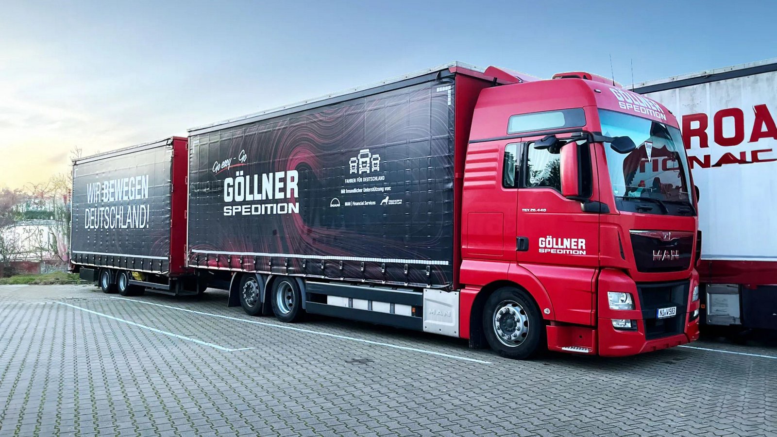 Fast 100 Jahre MAN Lkw bei der Spedition Göllner