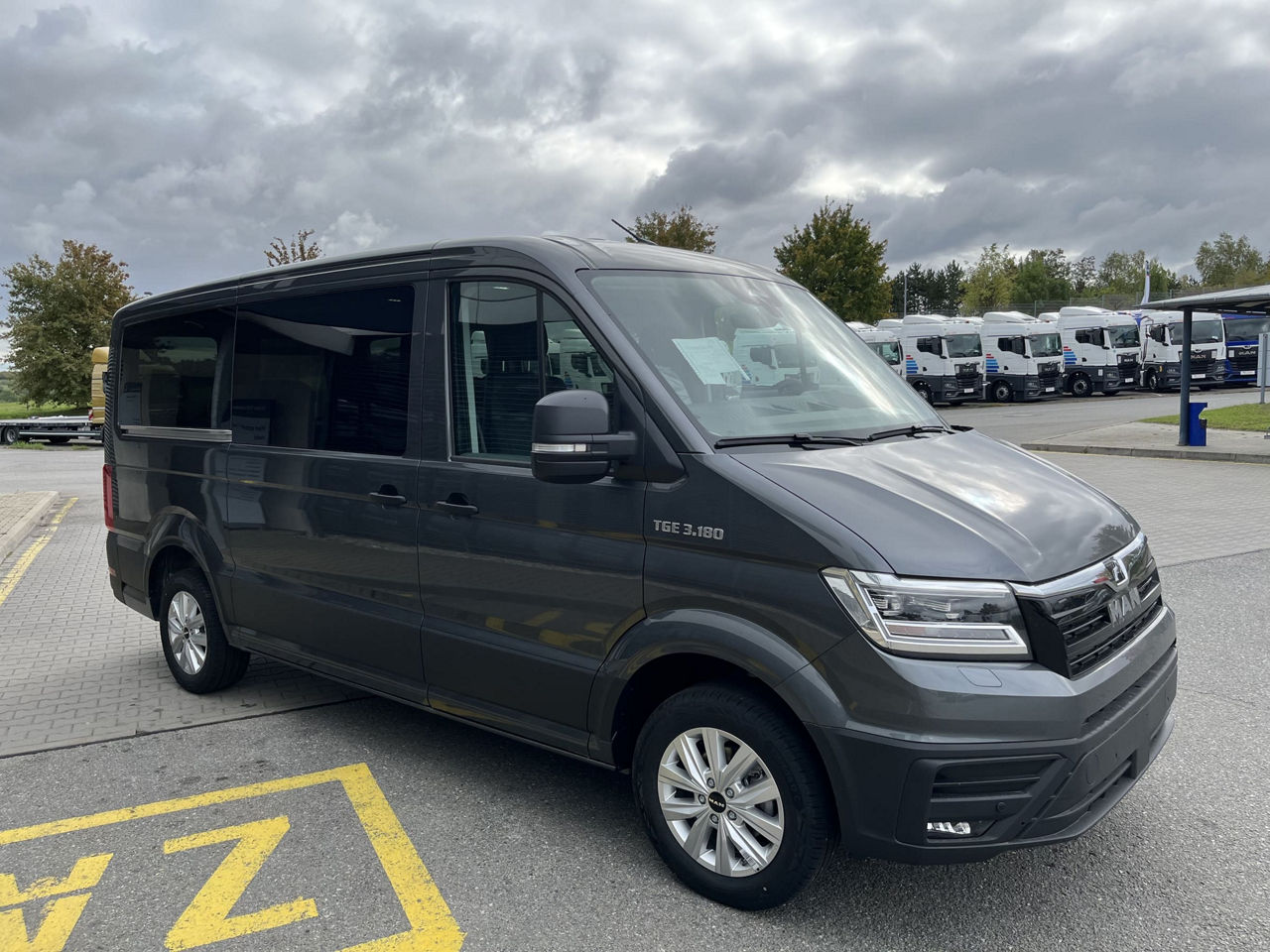 MAN TGE 3.180 L3H2 Combi 8 míst v Rousínově | MAN