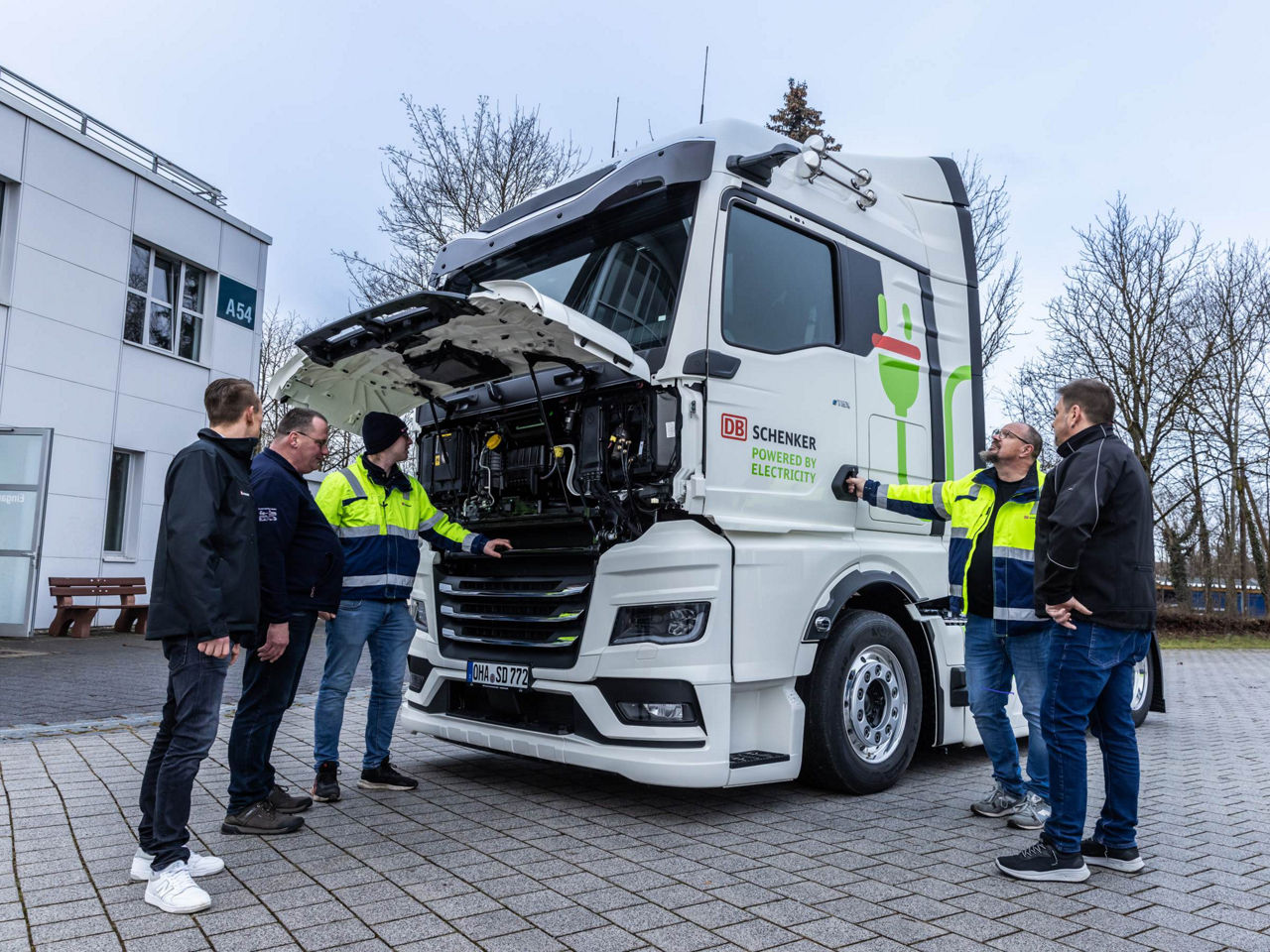 Positive energy | MAN