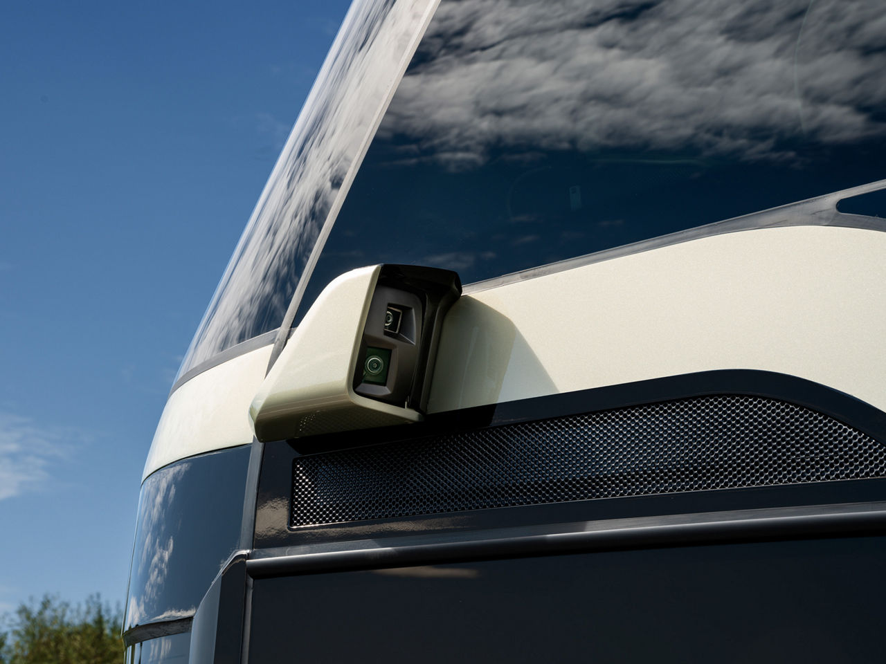 MAN OptiView - Digitales Spiegelersatzsystem | NEOPLAN