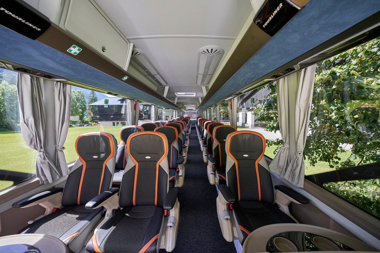 NEOPLAN Tourliner | Long-distance bus