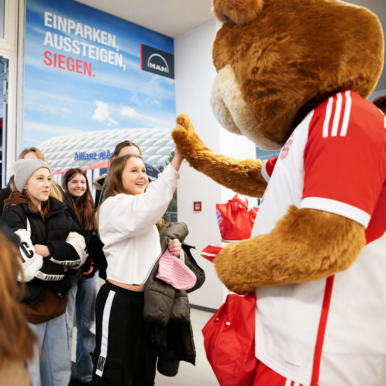 Many new features for MAN and NEOPLAN buses | MAN Truck & Bus