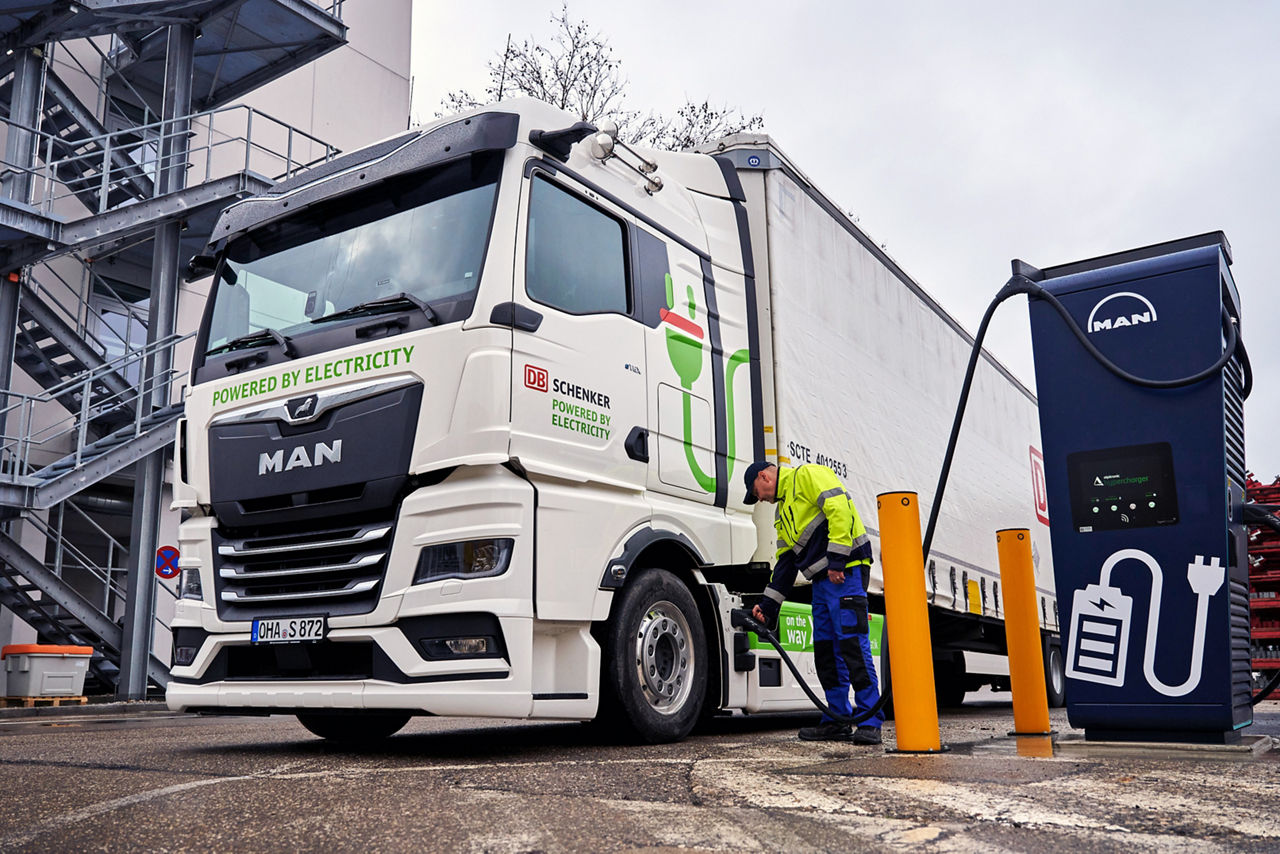 Meer laadruimte voor emissievrij vervoer over lange afstanden: Dachser ...