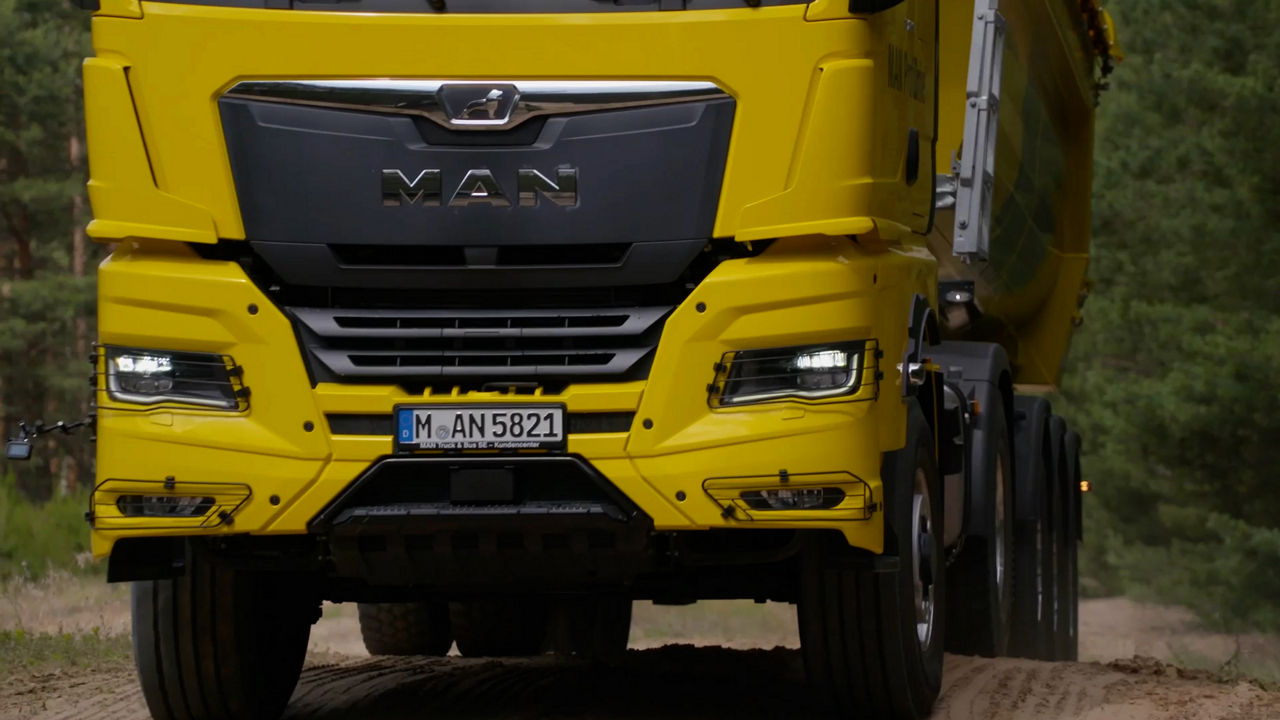 MAN construction vehicles & truck mixers | MAN