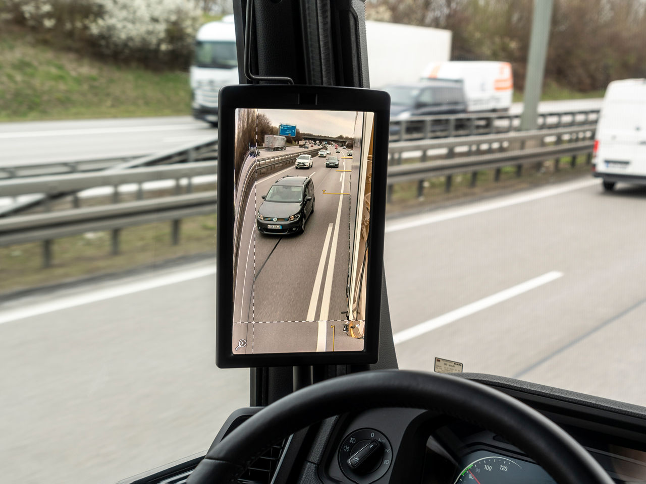 MAN trucks for long-haul transport and long distances | MAN