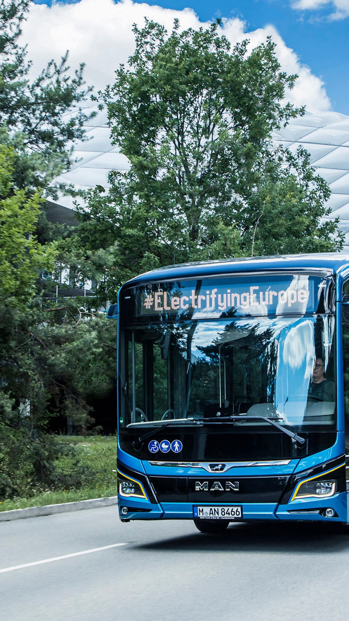 Triple success for MAN buses