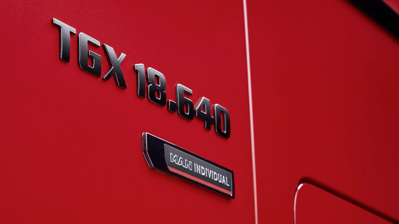 MAN TGX & MAN eTGX Individual Lion S | Top model