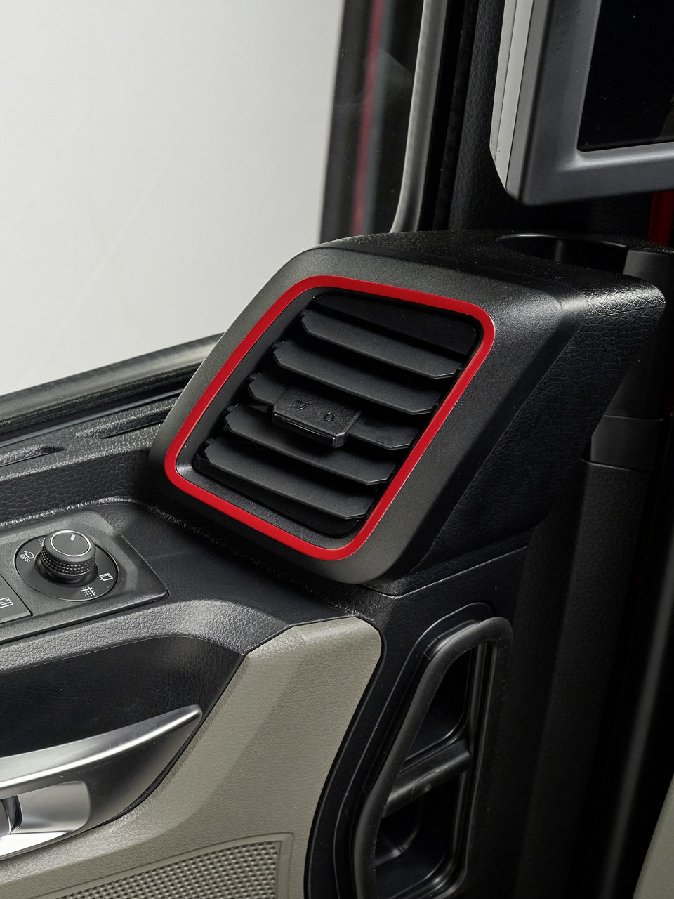 MAN TGX & MAN eTGX Individual Lion S | Top model | MAN