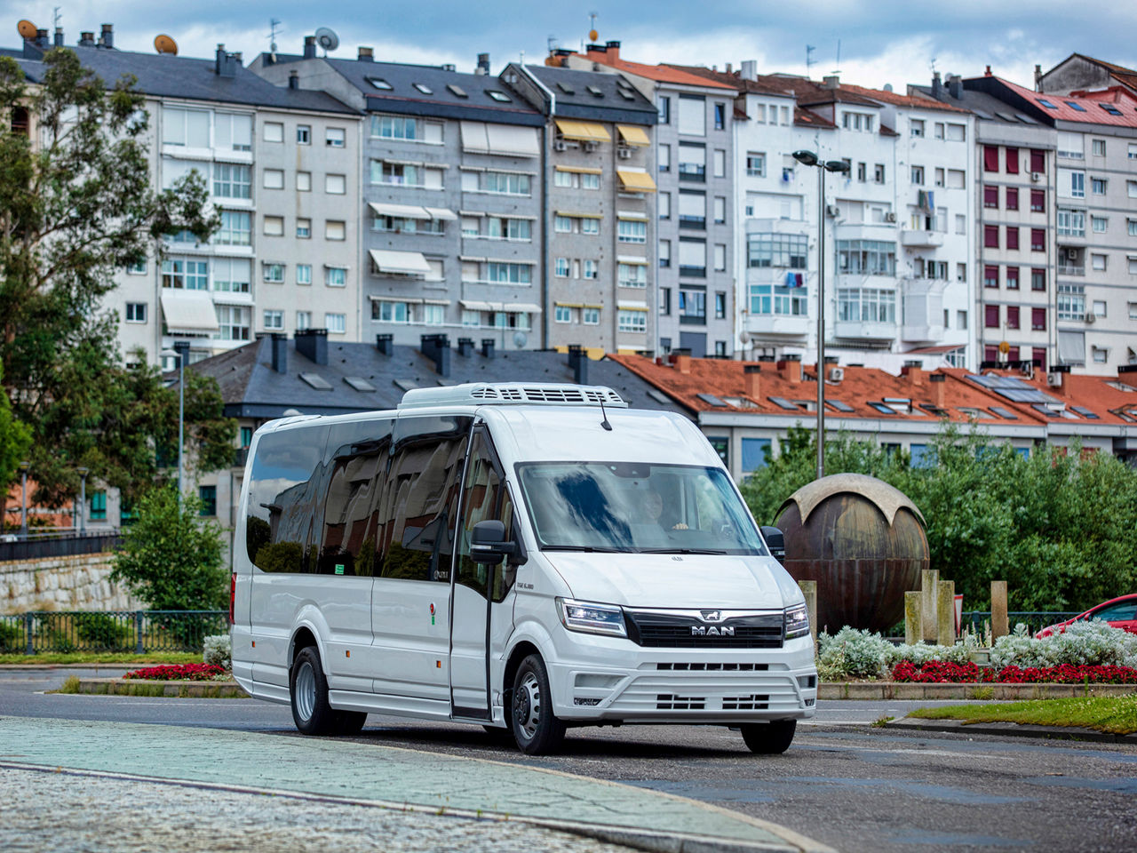 MAN TGE Microbuses