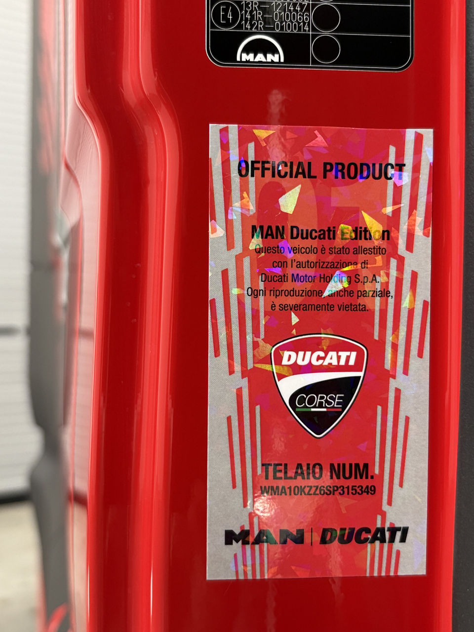 MAN TGX Ducati Edition