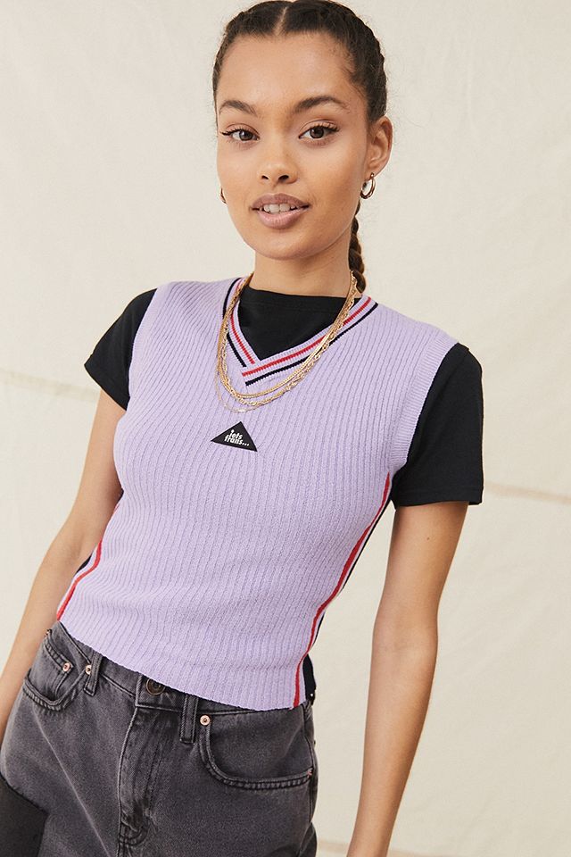 iets frans... Sporty V-Neck Tank Top | Urban Outfitters UK iets frans... Sporty V-Neck Tank Top | Urban Outfitters UK