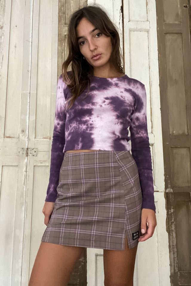 UO – Karierter Minirock mit Schlitz | Urban Outfitters DE