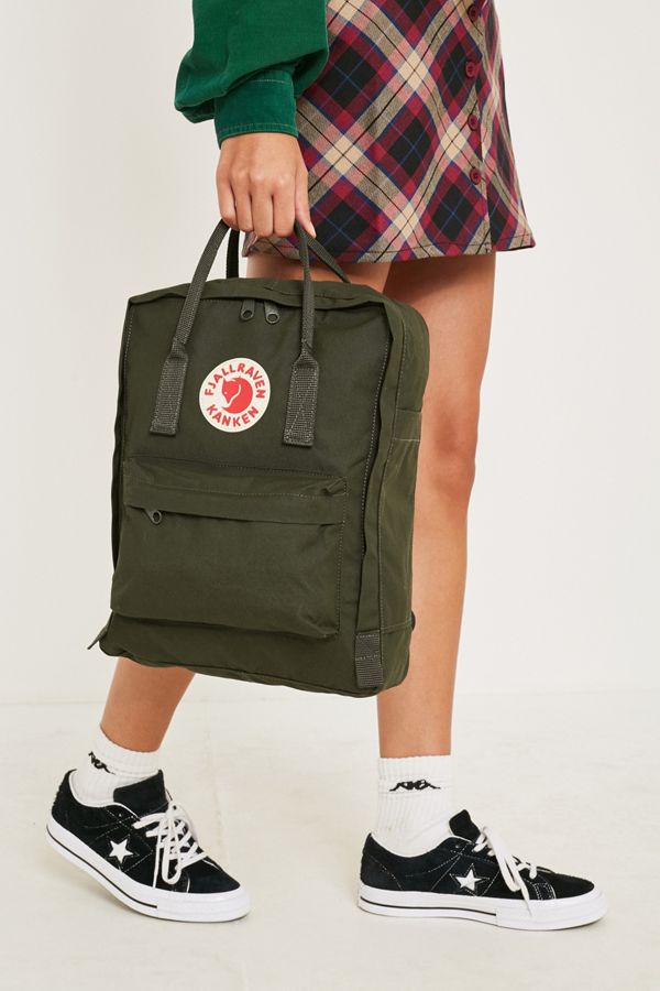 Fjallraven - Sac à dos Kanken Deep Forest | Urban Outfitters FR