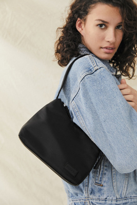 SILFEN Ulla Shoulder Bag | Urban Outfitters UK
