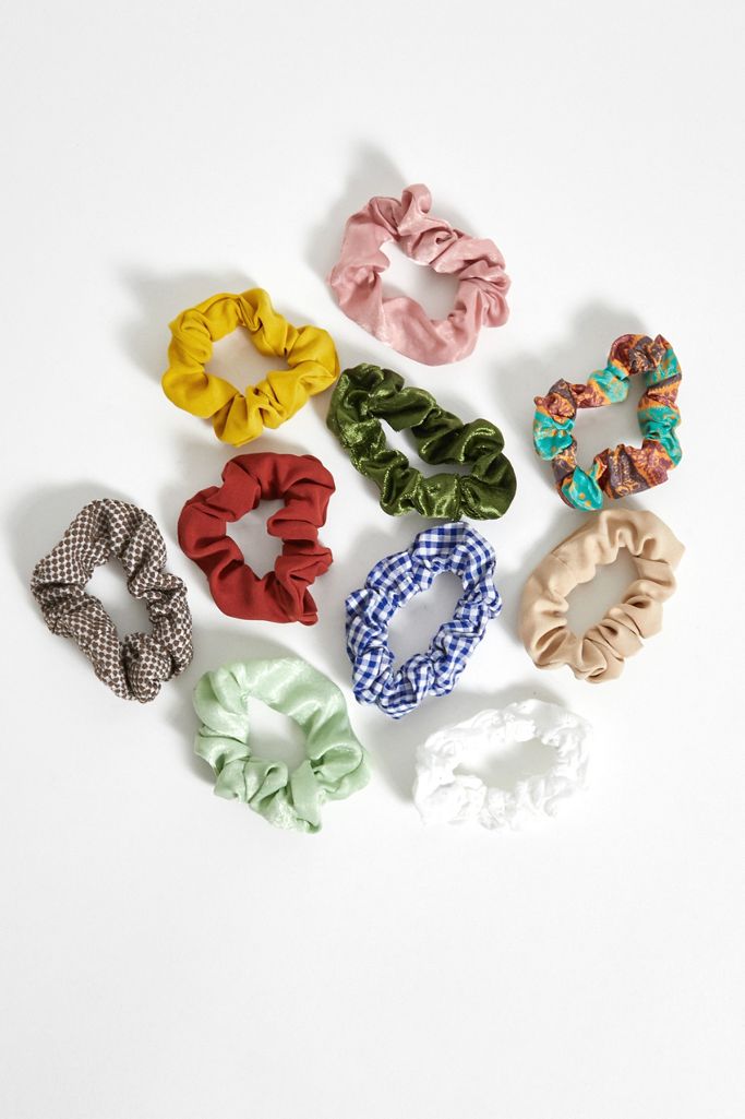 Perfect 10 Scrunchie Set | Urban Outfitters UK