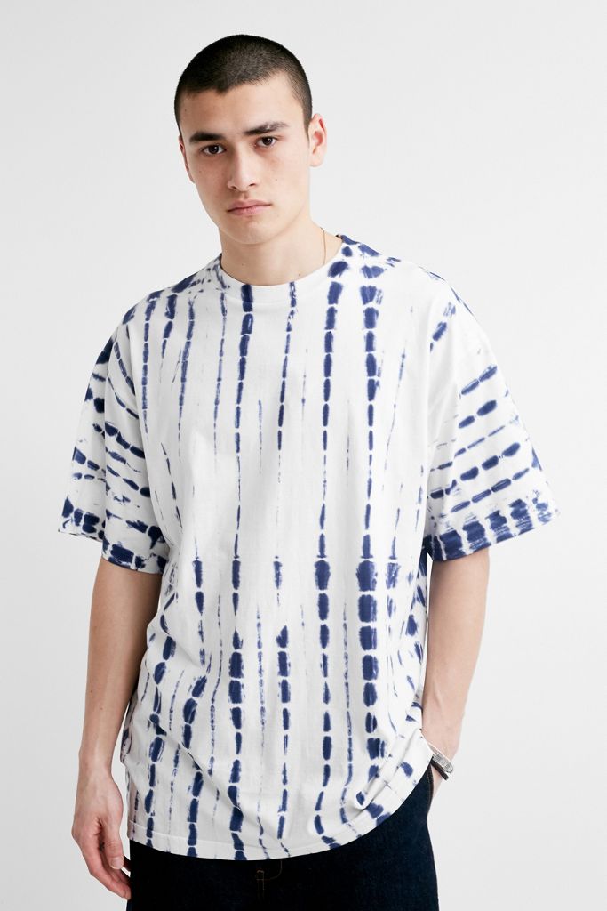 UO White Batik Short-Sleeve T-Shirt | Urban Outfitters UK