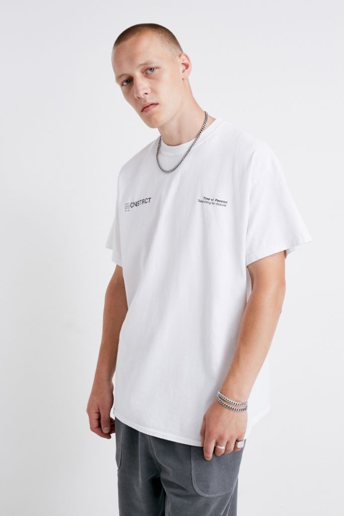Urban Outfitters – T-Shirt „Cnstrct“ in Weiß | Urban Outfitters DE