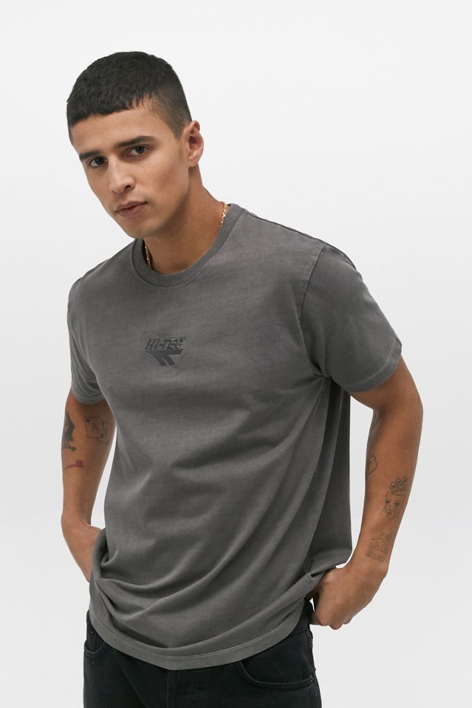 Hi-Tec – T-Shirt mit Logo | Urban Outfitters DE
