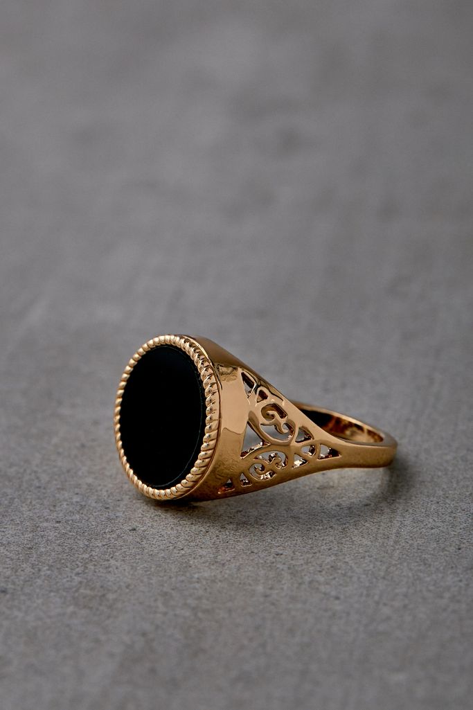 Chained & Able Onyx Mini Sovereign Signet Ring | Urban Outfitters UK