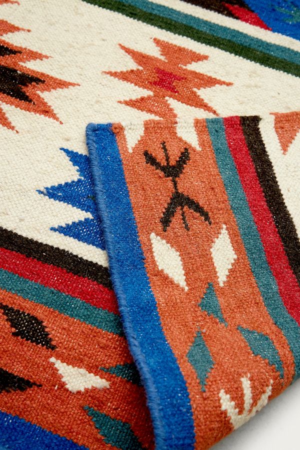 Sundance Woven Wool 5x7 Rug | Urban Outfitters UK