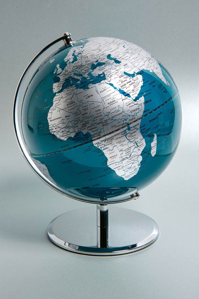 Globe terrestre bleu | Urban Outfitters FR