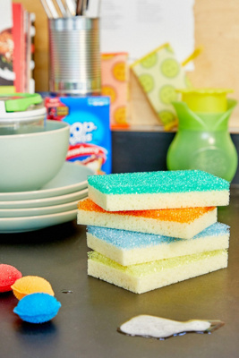 Scrub Daddy Sponge Daddy 4-Pack | Urban Outfitters UK