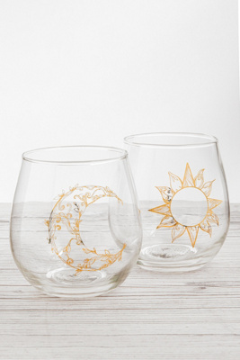 2er-Set Gläser mit Sonne-Mond-Design | Urban Outfitters DE