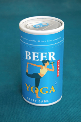 Spiel „Beer Yoga‟ | Urban Outfitters DE