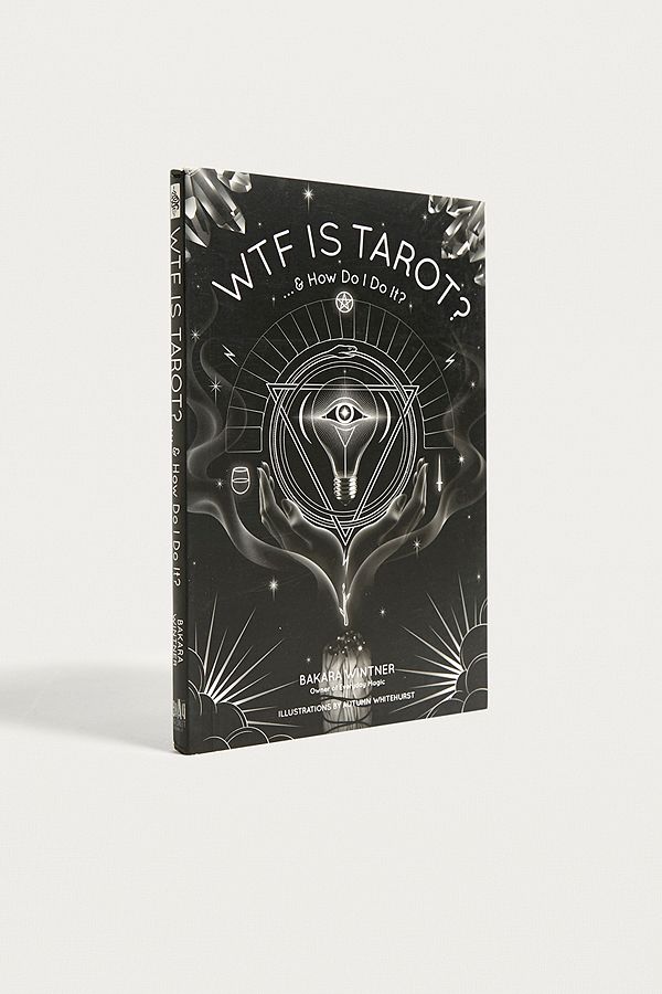 WTF is Tarot? By Bakara Wintner | Urban Outfitters DE WTF is Tarot? By Bakara Wintner | Urban Outfitters DE