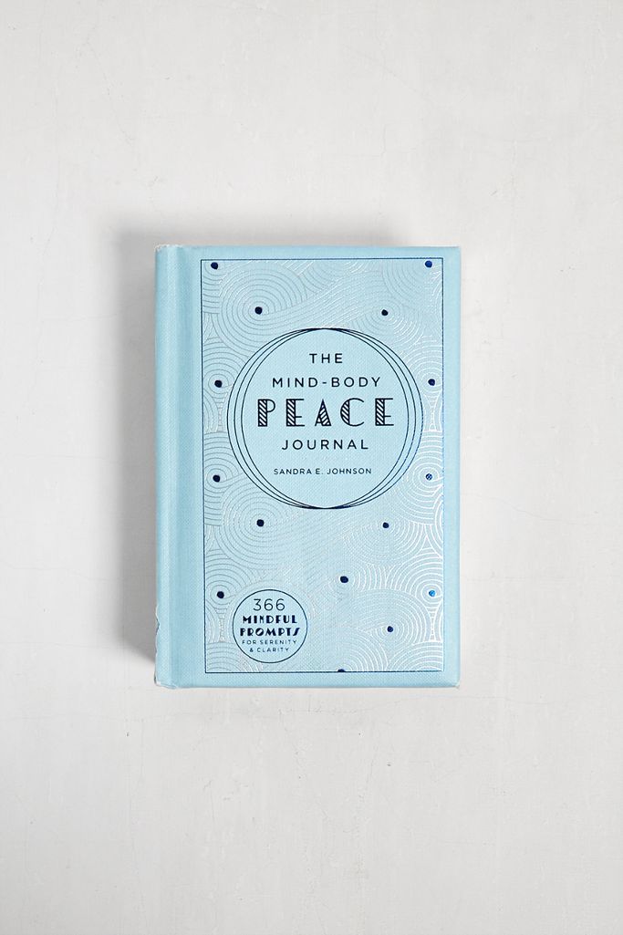 The Mind-Body Peace Journal par Moorea Seal | Urban Outfitters FR