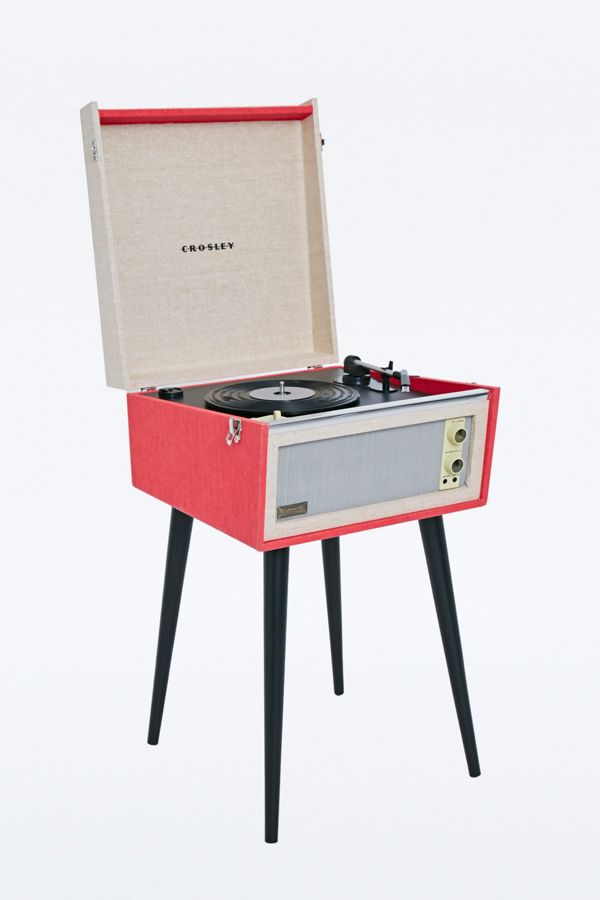 UO X Dansette Bermuda Standing Record Player UK Plug in Red | Urban ...