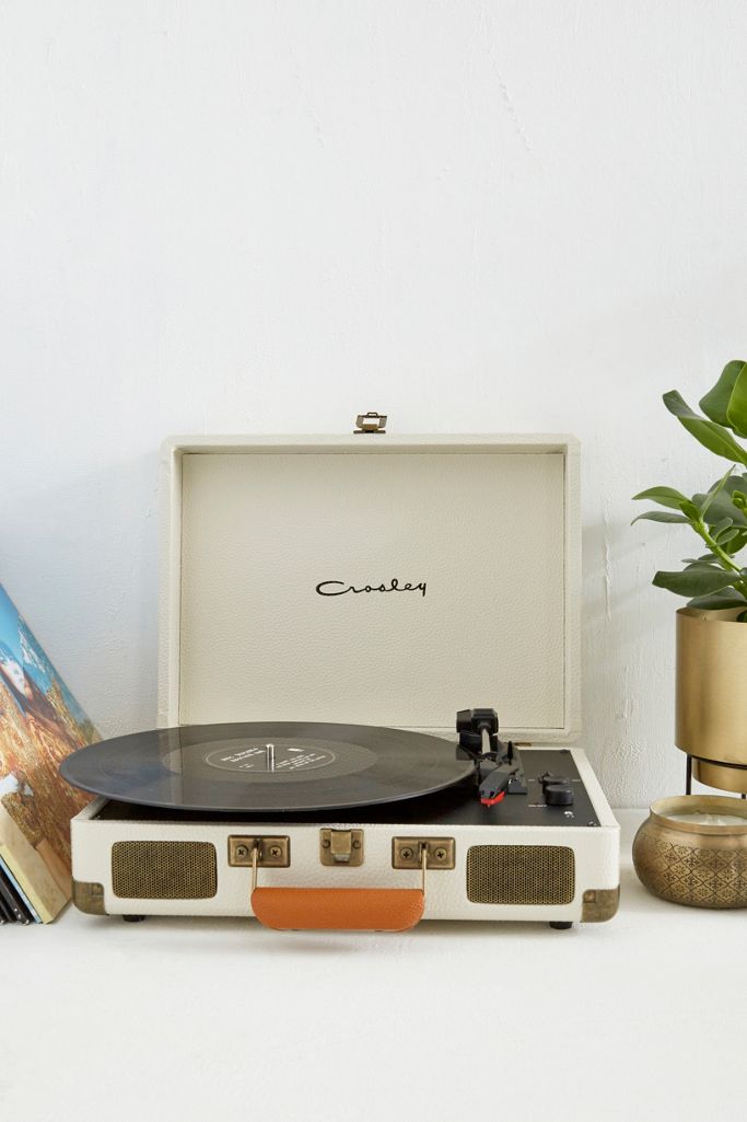 Crosley Cruiser Pebbled Cream Vinyl Record Player | Urban Outfitters UK