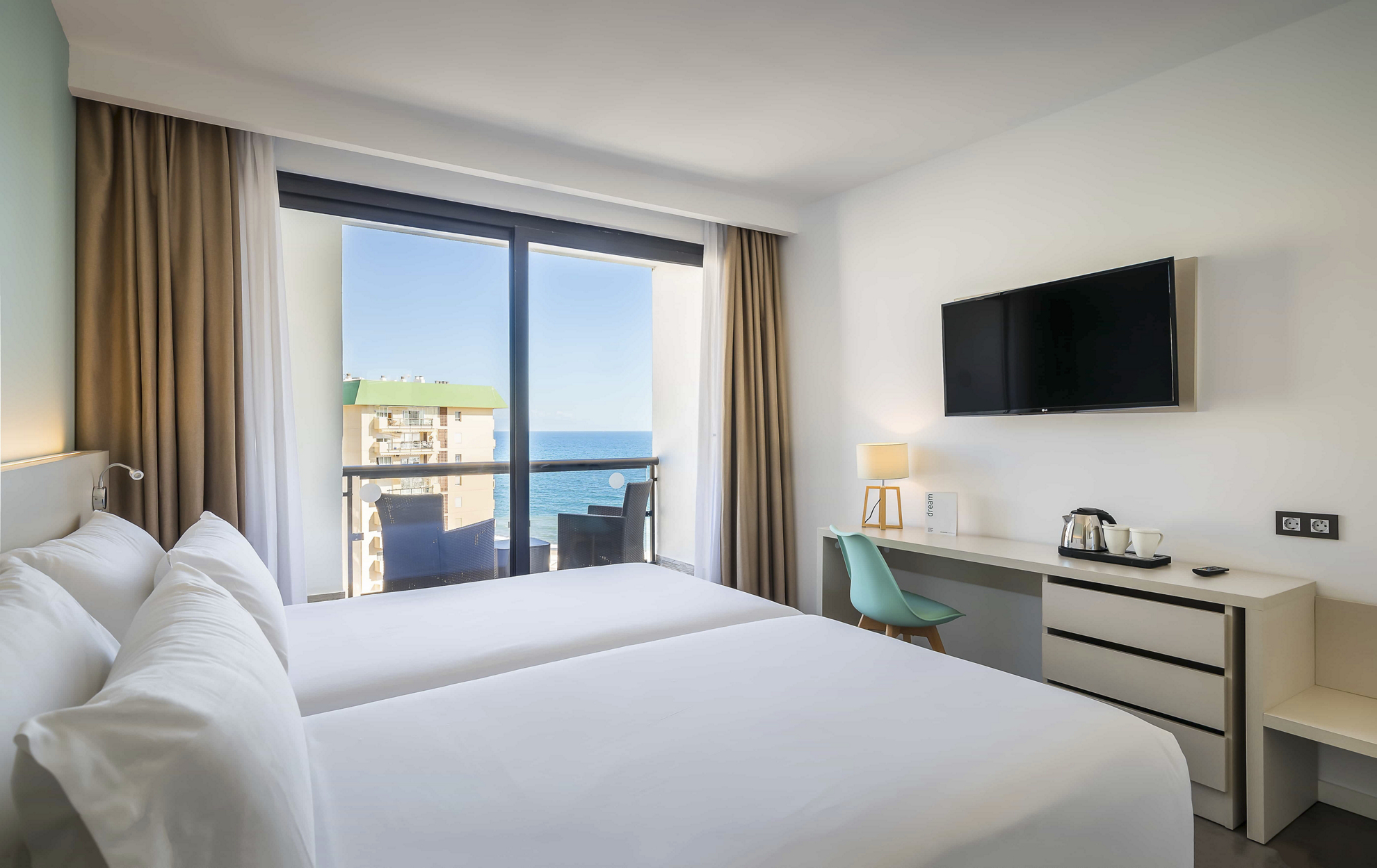 Occidental Fuengirola* 4-star hotel on the beach in Fuengirola ...