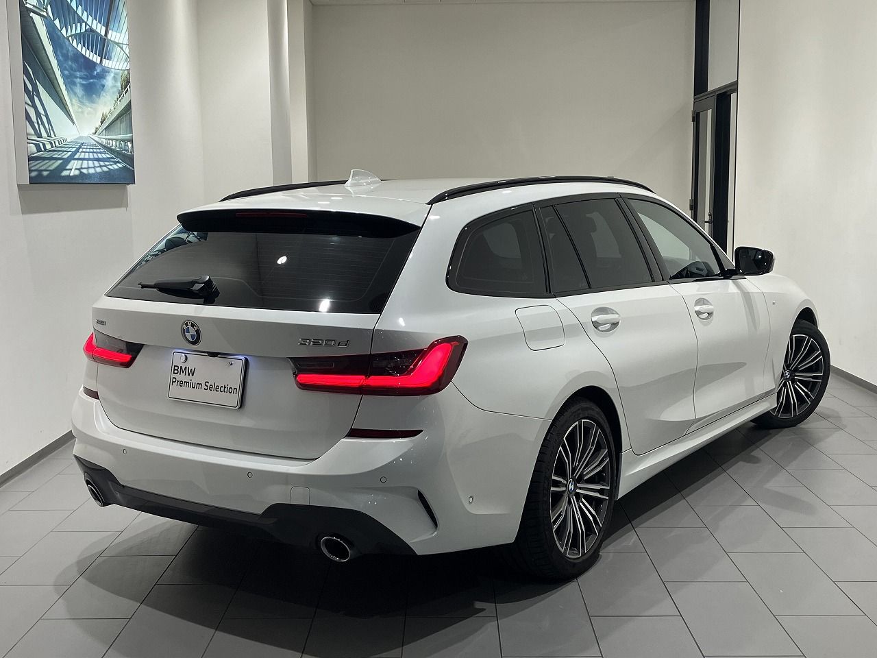 320d xDrive Touring M Sport | 320 | 3シリーズ | BMW | 車両 | IUCP JP BMW Website