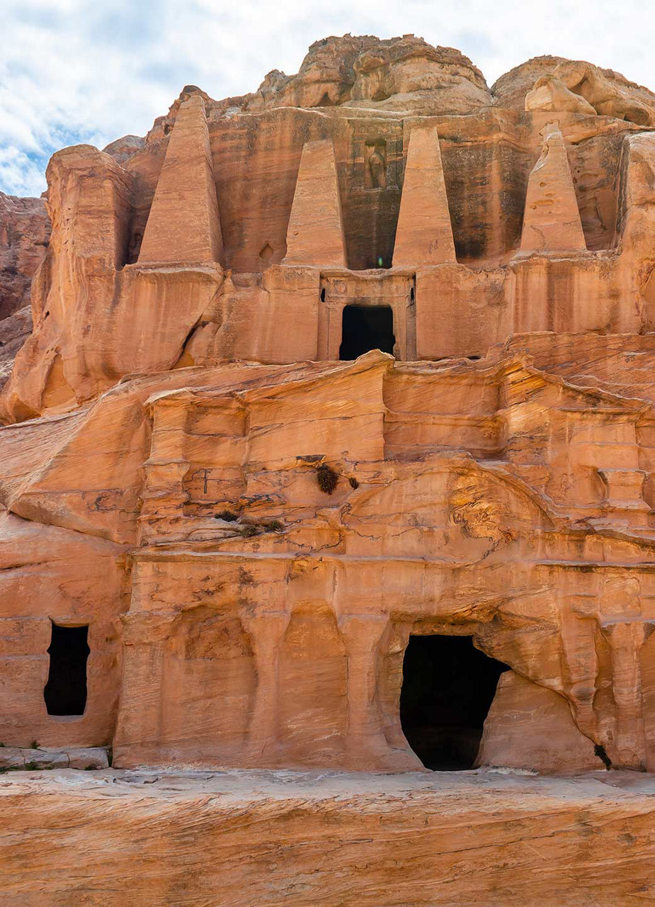 Stone wonders: the ruined city of Petra | Edelweiss
