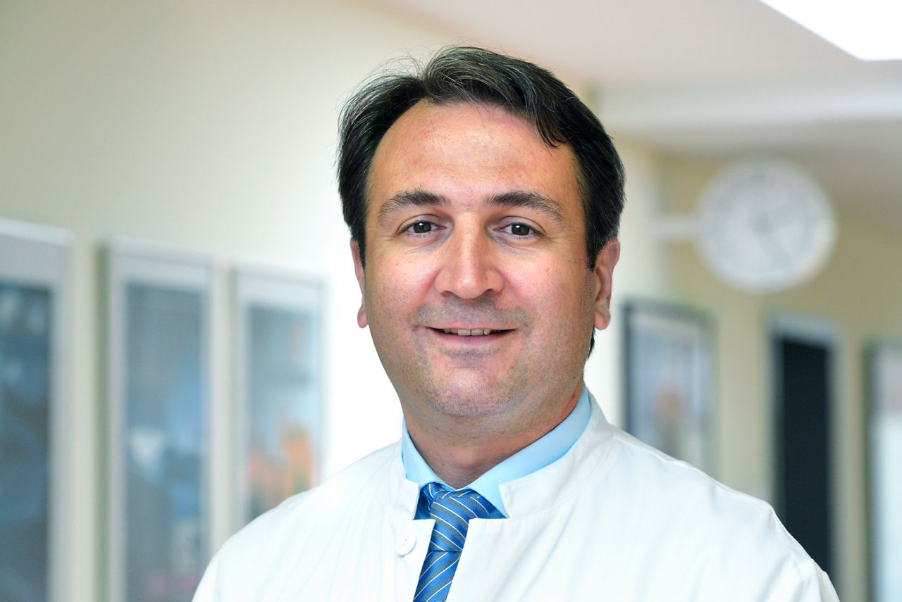 Operativer Penisaufbau (Penoid-Operation) - Erfahrungsbericht | Helios ...