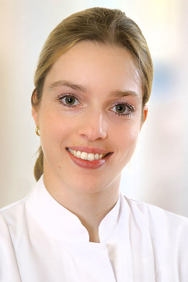 Dr. med. Corinna Ostapowicz | Helios Klinikum Berlin-Buch