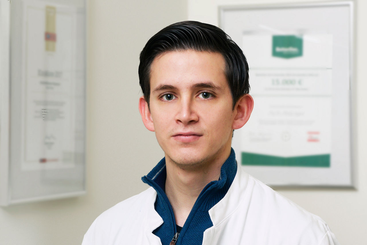 Guillermo Escobar-Rivas | Helios Universitätsklinikum Wuppertal