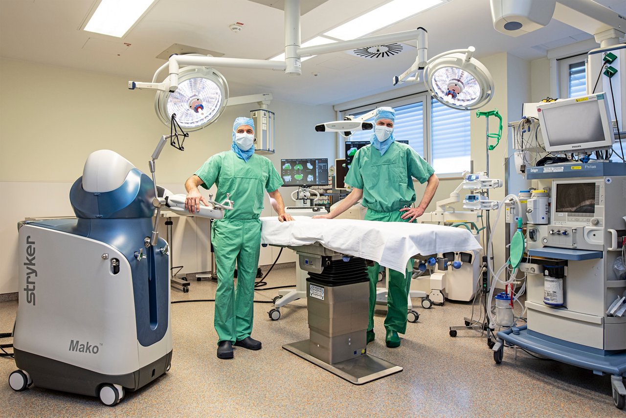 Roboterassistierte Knie-OP - Helios Cäcilien-Hospital Hüls