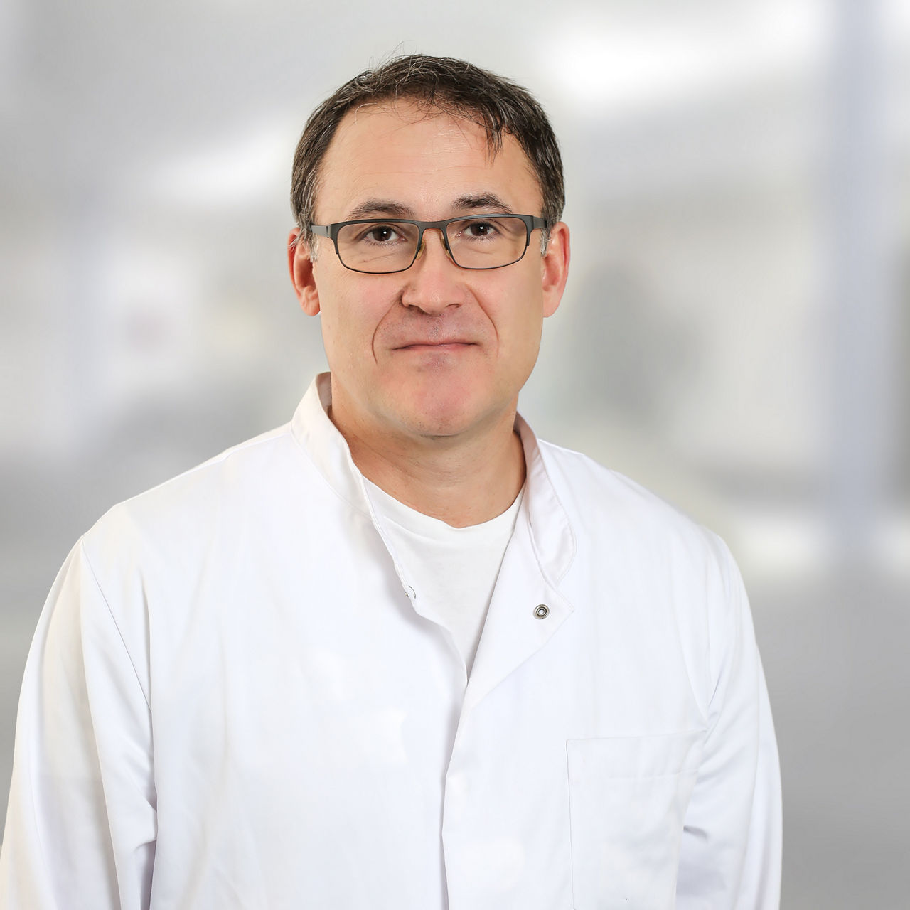 Dr. med. Rossen Vassilev | Helios Bördeklinik - Oschersleben