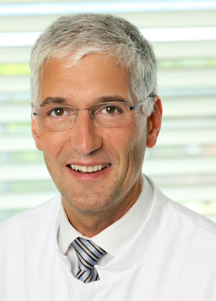 Prof. Dr. med. Wolfram Lamadé | Helios Klinikum Pforzheim