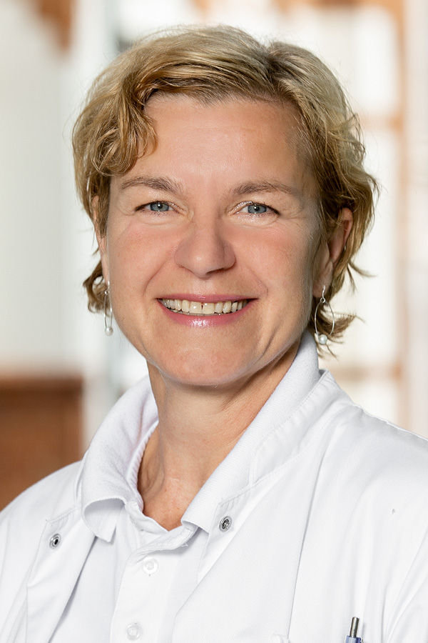 Dr. med. Sabine Mewes