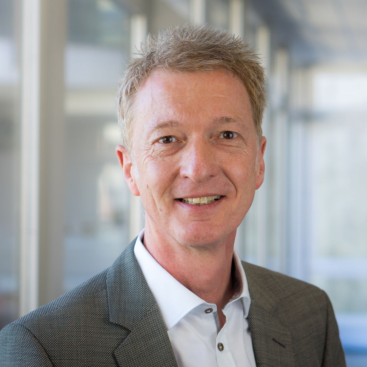 Ansprechpartner | Helios Dr. Horst Schmidt Kliniken Wiesbaden