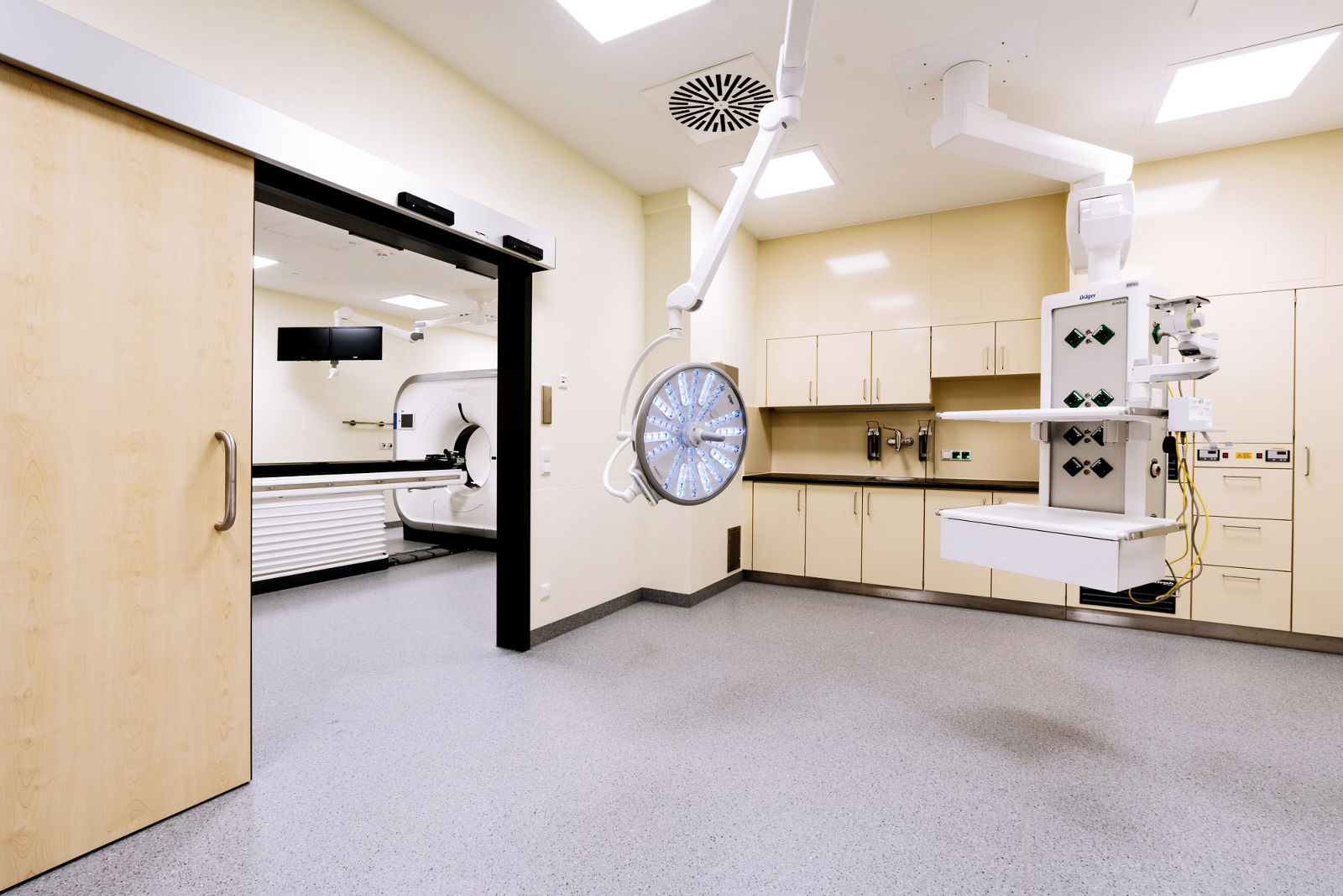 Fresenius eröffnet mit Helios HSK Wiesbaden eines der modernsten ...